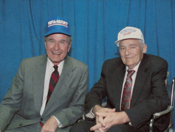 Poor Charlie’s Almanack: The Essential Wit and Wisdom of Charles T. Munger